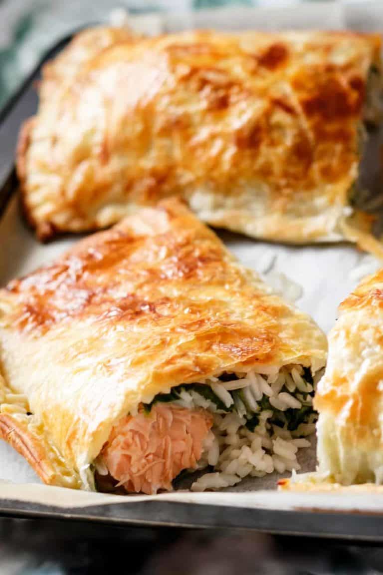 Puff Pastry Salmon and Spinach Parcels - Cafe Delites