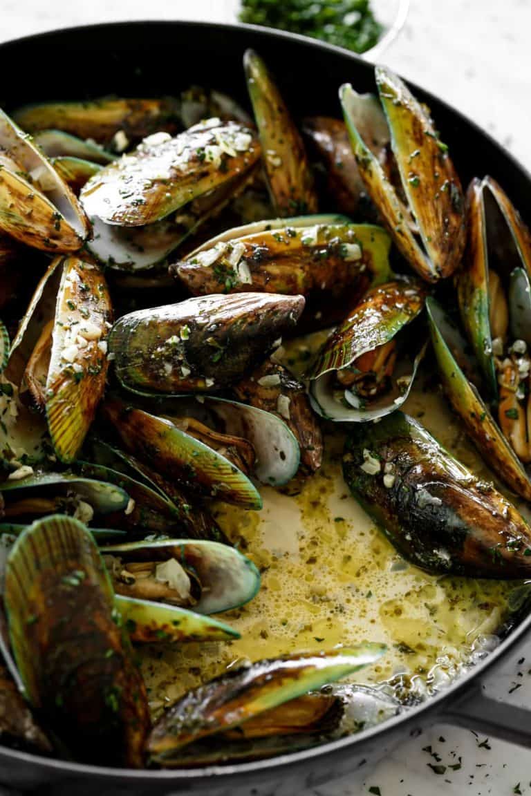 French Steamed Mussels - Cafe Delites