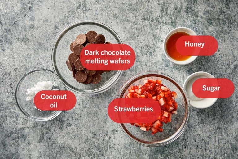 Strawberry salsa with chocolate chips. - Cafe Delites
